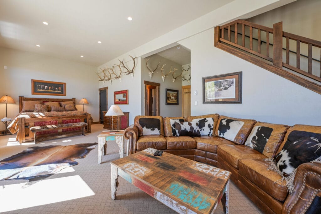 Peak Panorama View Homestead For Sale | Eagle Ridge Ranch